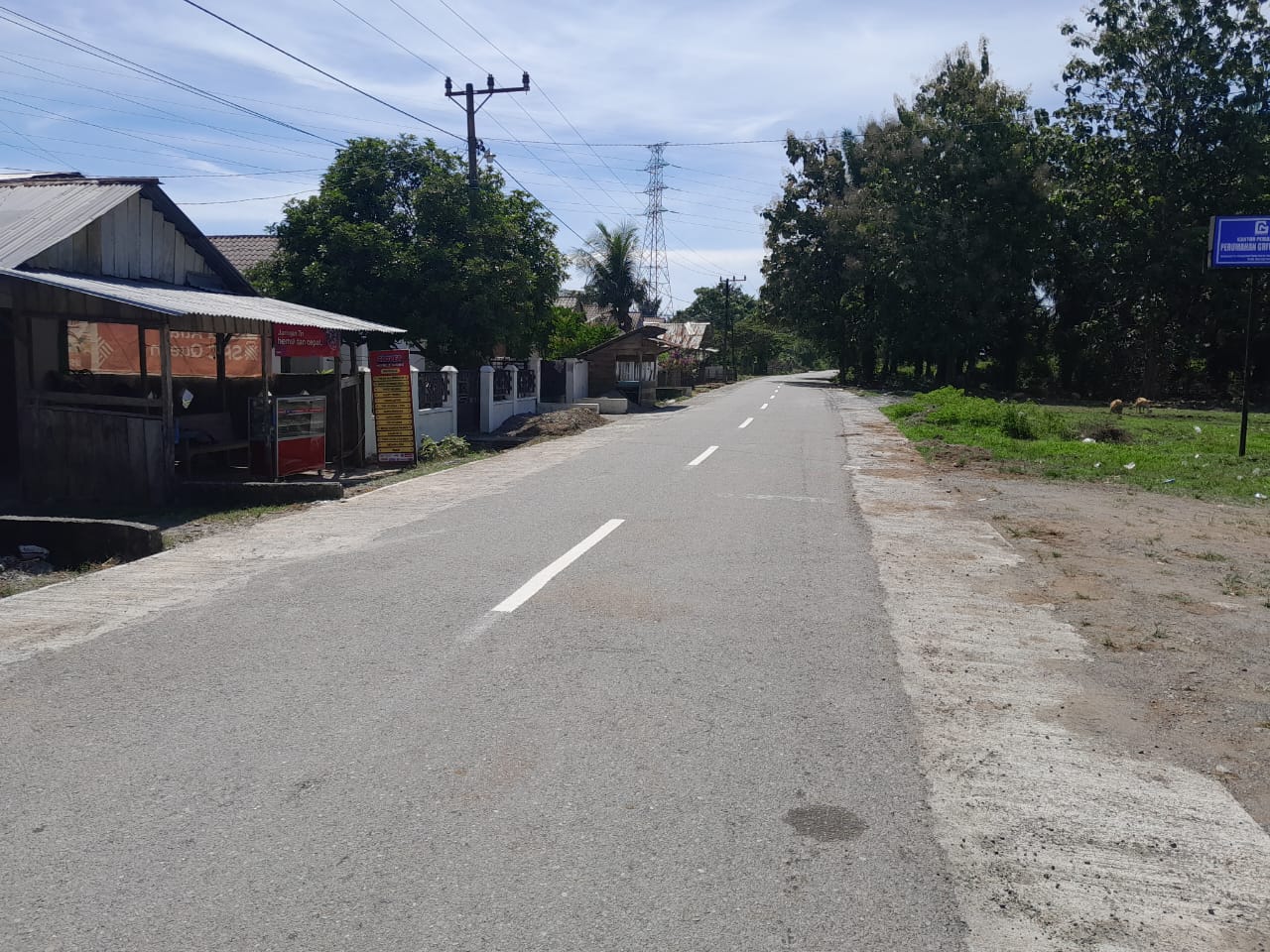 Dinas (PUPR) Pelebaran Jalan Rabat Beton untuk Bahu jalan Sepanjang 1. ...